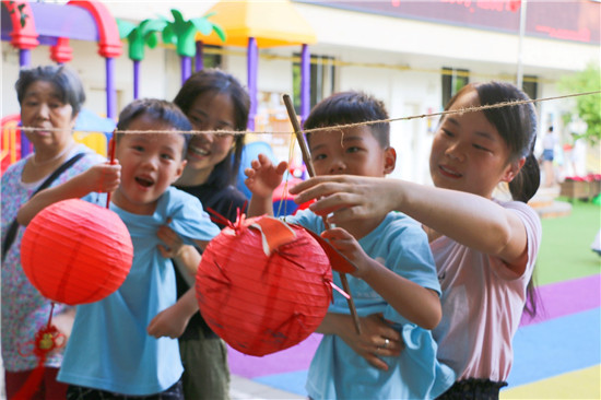 花前月下 浓情中秋——天宫庙幼儿园开展2019年中秋主题活动-- 校园热点--中国教育在线